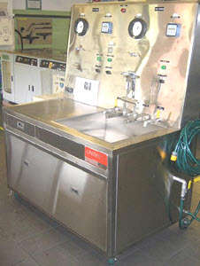 Pressure Leak Test Machine / Rig